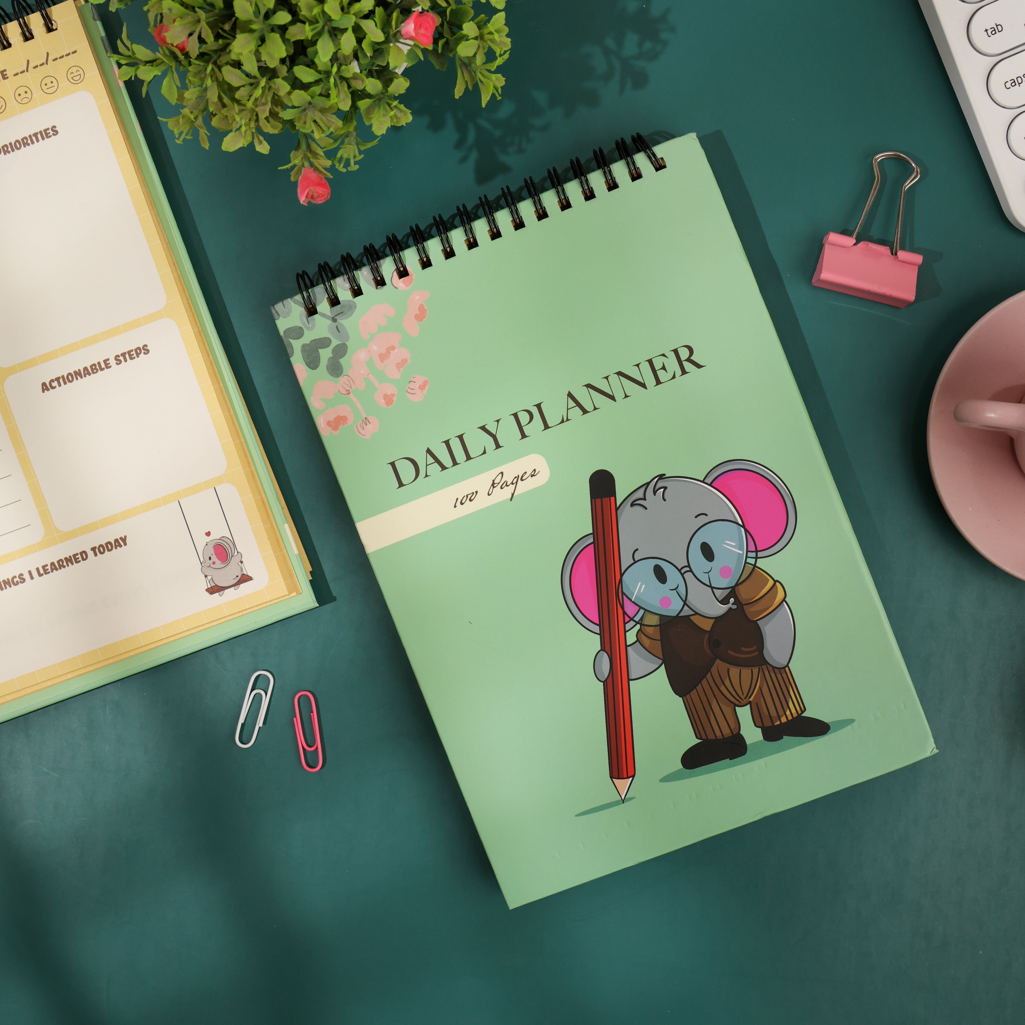 Busy Elephant Daily Planner – Miss Compass Hands